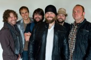 Zac Brown Band Top The Billboard Charts Poke Fun At Maroon 5 Zac Brown Band Top The Billboard Charts Poke Fun At Maroon 5
